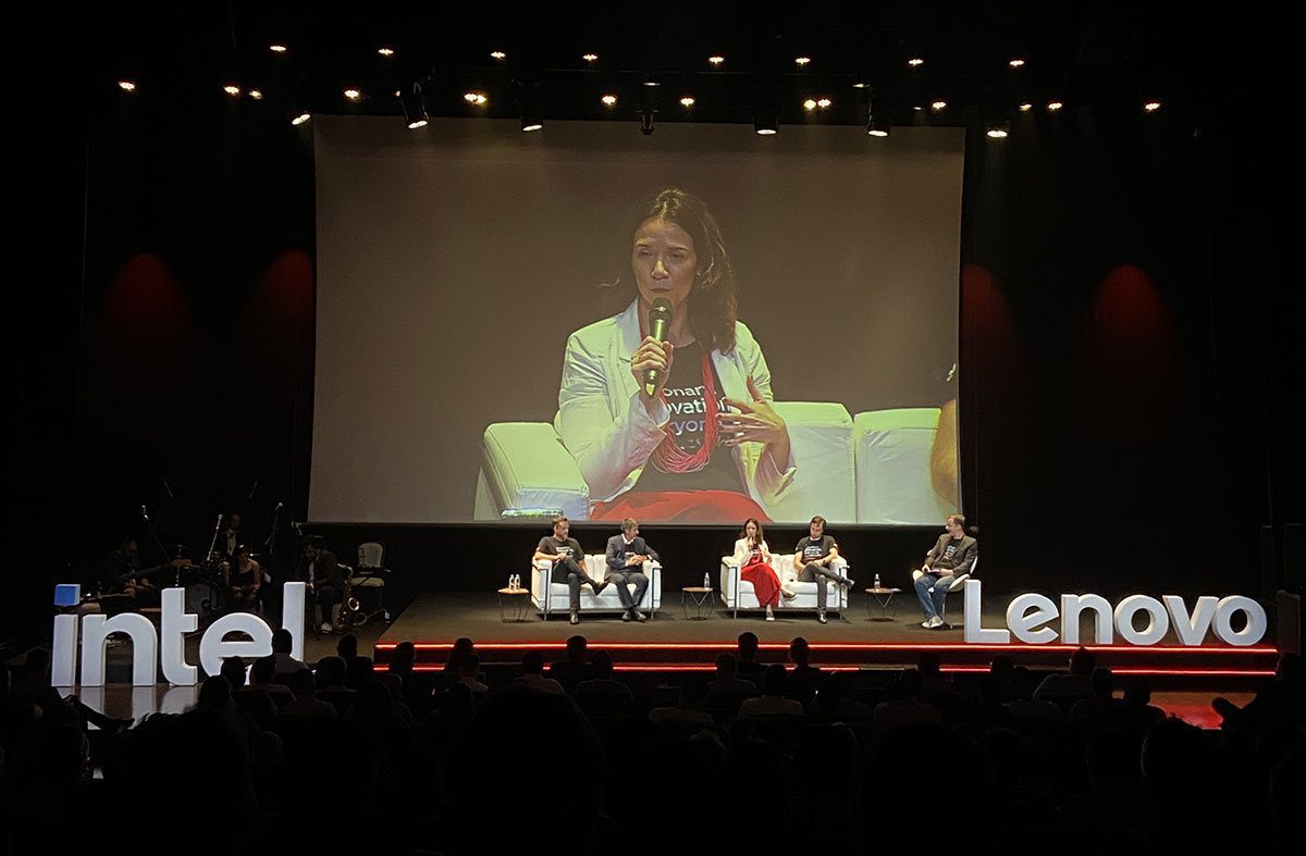 Colaboradores da Tec Mobile participam do primeiro Tech Worl... - Tec ...